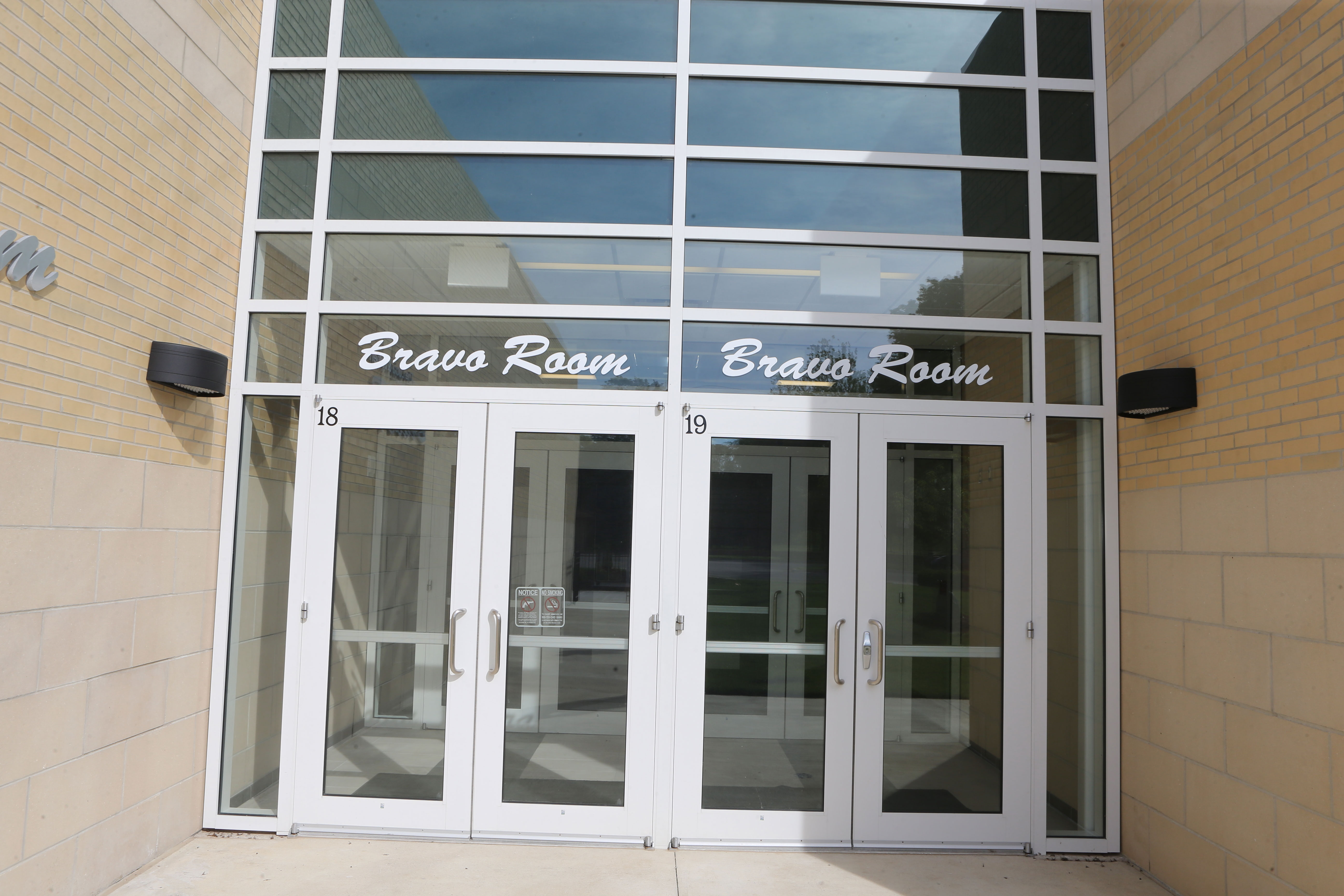 Bravo Room FAQs | Hobart Arena | Troy, Ohio